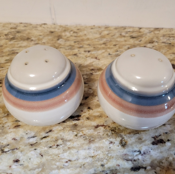 Noritake | Kitchen | Vintage Noritake Stoneware Sunset Mesa Salt Pepper ...